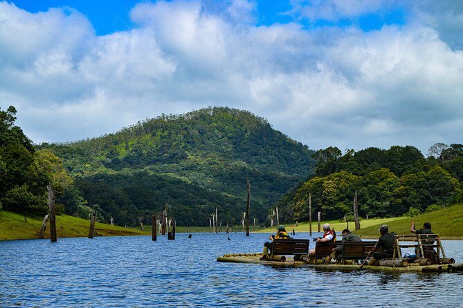 7 Days Kerala Tour- Munnar, Periyar, Houseboat & Varkala Beach