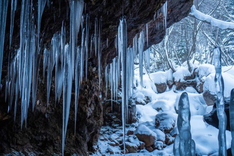 Bamboo Ice Cave: Snowshoe to see a natural phenomenon!