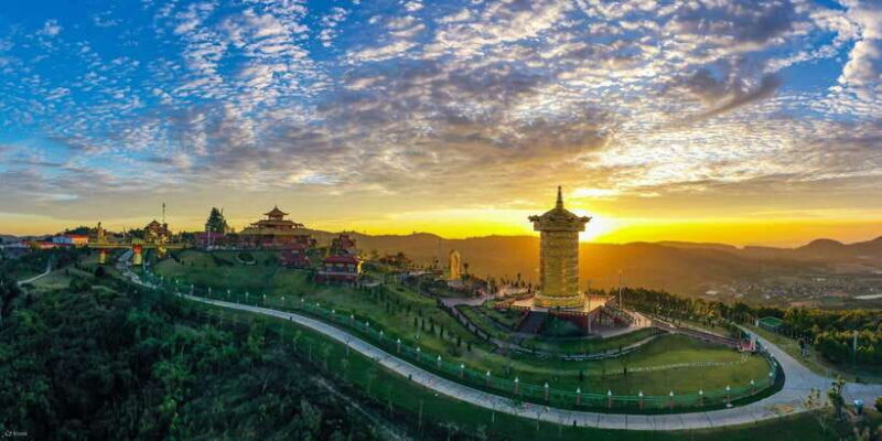 Dalat: Linh Phuoc Pagoda and Stupa of the Prayer Wheel