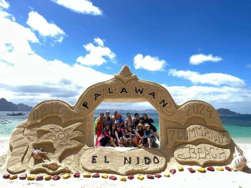 EL NIDO: Private Island Hopping Tour A with BUFFET LUNCH