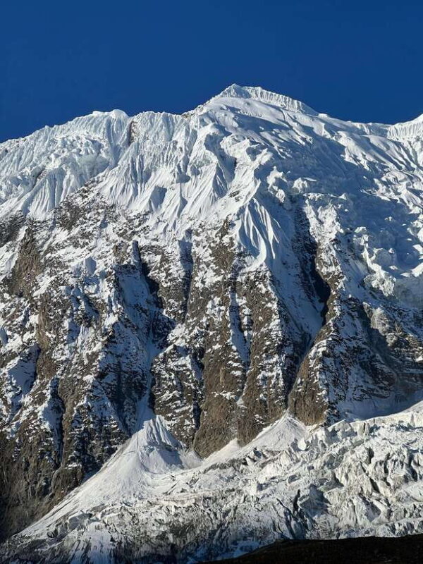 Nepal: Manang-Tilicho Lake-Thorong La Pass Circuit Trek