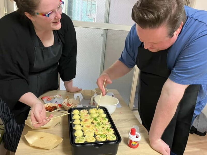 Osaka : Cooking Class Okonomiyaki & Takoyaki course in Nanba