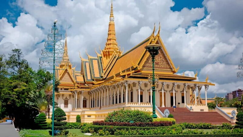 Phnom Penh: 4-Days History & Local Culture Experience
