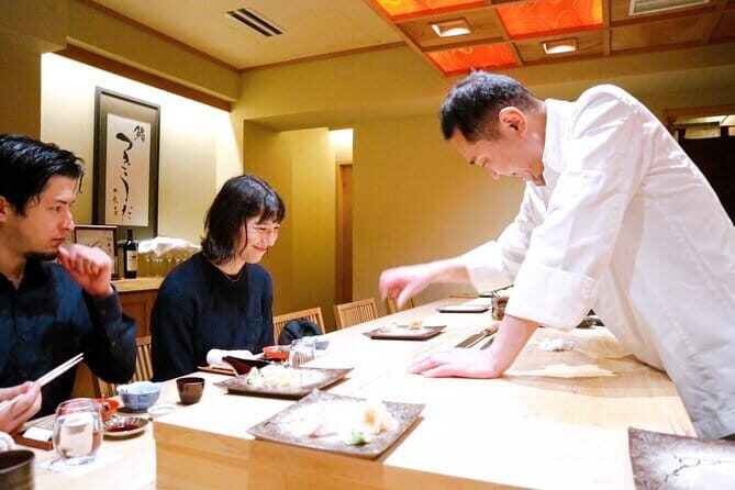 Tokyo Sushi Tour: Explore Sushi Tradition and Dining Etiquette