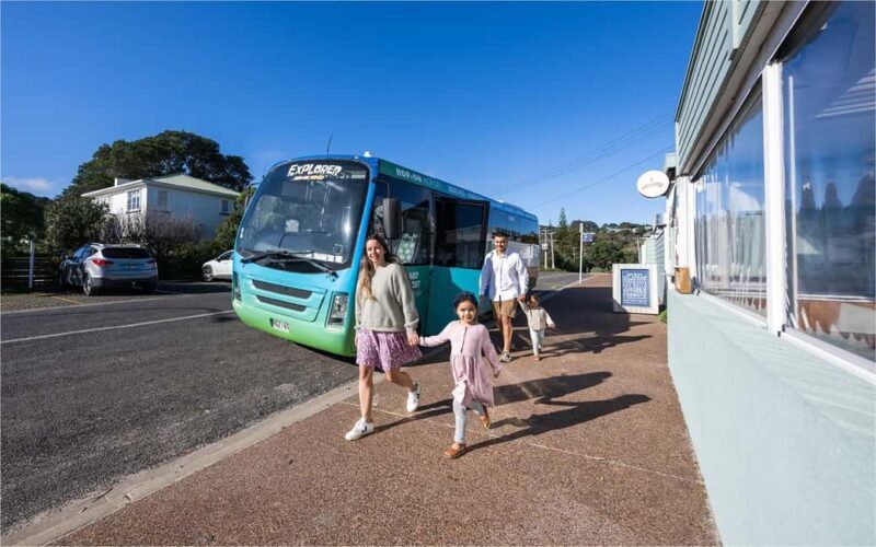 Waiheke Island: Ferry & Hop-On Hop-Off Explorer Bus Tickets
